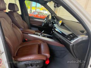 Balts BMW X5 2017 Tallina, ar dzinēja tilpumu 2.00 L un nobraukumu 201 tūkst. km par 16490 €, foto 10 vietnē AUTOMOTO.COM.LV