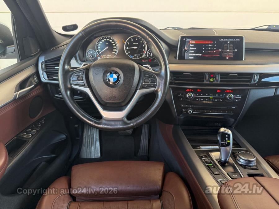 Balts BMW X5 2017 Tallina, ar dzinēja tilpumu 2.00 L un nobraukumu 201 tūkst. km par 16490 €, foto 14 vietnē AUTOMOTO.COM.LV