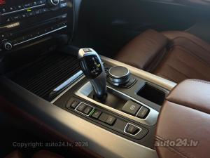 Balts BMW X5 2017 Tallina, ar dzinēja tilpumu 2.00 L un nobraukumu 201 tūkst. km par 16490 €, foto 15 vietnē AUTOMOTO.COM.LV