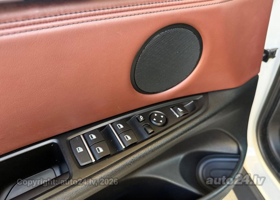 Balts BMW X5 2017 Tallina, ar dzinēja tilpumu 2.00 L un nobraukumu 201 tūkst. km par 16490 €, foto 18 vietnē AUTOMOTO.COM.LV