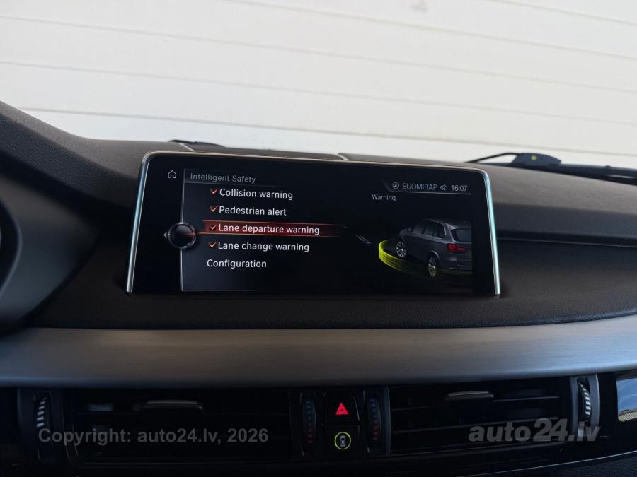Balts BMW X5 2017 Tallina, ar dzinēja tilpumu 2.00 L un nobraukumu 201 tūkst. km par 16490 €, foto 21 vietnē AUTOMOTO.COM.LV