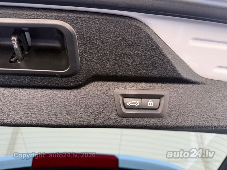 Balts BMW X5 2017 Tallina, ar dzinēja tilpumu 2.00 L un nobraukumu 201 tūkst. km par 16490 €, foto 29 vietnē AUTOMOTO.COM.LV