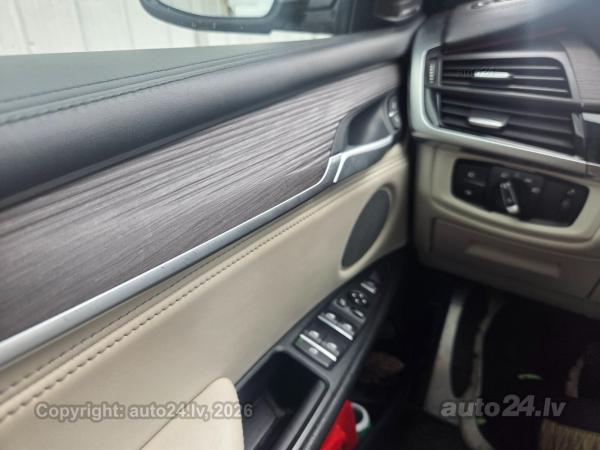 White BMW X5 2017 in Tallinn, with an engine capacity of 3.00 L and mileage of 188 thousand km for 23999 €, photo 6 on AUTOMOTO.COM.LV