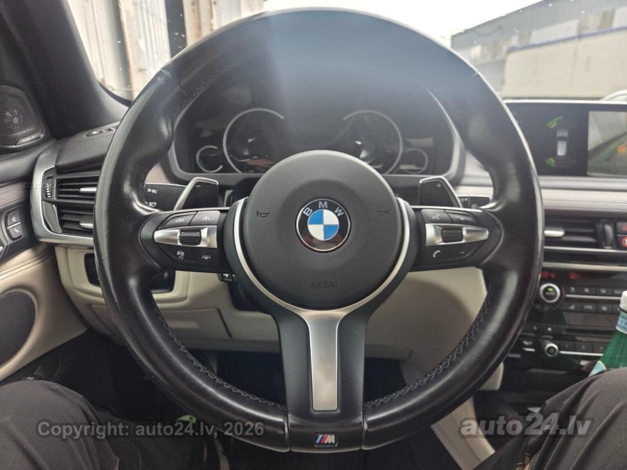 White BMW X5 2017 in Tallinn, with an engine capacity of 3.00 L and mileage of 188 thousand km for 23999 €, photo 12 on AUTOMOTO.COM.LV