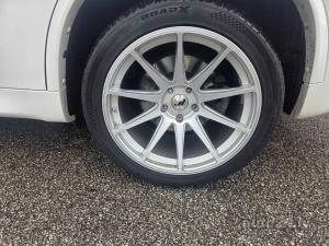 White BMW X5 2017 in Tallinn, with an engine capacity of 3.00 L and mileage of 188 thousand km for 23999 €, photo 13 on AUTOMOTO.COM.LV