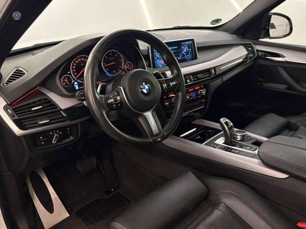 Balts BMW X5 2017 Marijampole, ar dzinēja tilpumu 2.99 L un nobraukumu 186 tūkst. km par 25999 €, foto 2 vietnē AUTOMOTO.COM.LV