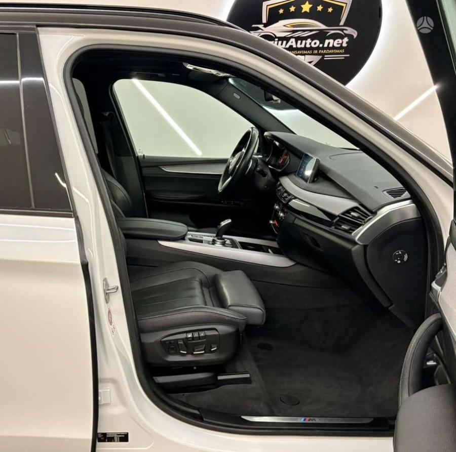 Balts BMW X5 2017 Marijampole, ar dzinēja tilpumu 2.99 L un nobraukumu 186 tūkst. km par 25999 €, foto 13 vietnē AUTOMOTO.COM.LV