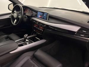 Balts BMW X5 2017 Marijampole, ar dzinēja tilpumu 2.99 L un nobraukumu 186 tūkst. km par 25999 €, foto 14 vietnē AUTOMOTO.COM.LV