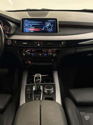 Balts BMW X5 2017 Marijampole, ar dzinēja tilpumu 2.99 L un nobraukumu 186 tūkst. km par 25999 €, foto 15 vietnē AUTOMOTO.COM.LV