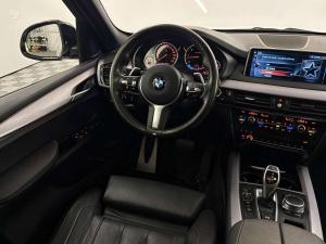Balts BMW X5 2017 Marijampole, ar dzinēja tilpumu 2.99 L un nobraukumu 186 tūkst. km par 25999 €, foto 22 vietnē AUTOMOTO.COM.LV