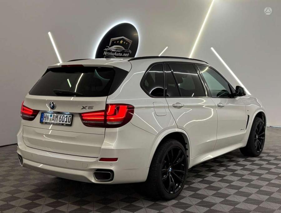 Balts BMW X5 2017 Marijampole, ar dzinēja tilpumu 2.99 L un nobraukumu 186 tūkst. km par 25999 €, foto 27 vietnē AUTOMOTO.COM.LV