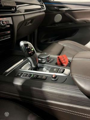 Balts BMW X5 2017 Klaipėda, ar dzinēja tilpumu 2.99 L un nobraukumu 164 tūkst. km par 25999 €, foto 15 vietnē AUTOMOTO.COM.LV