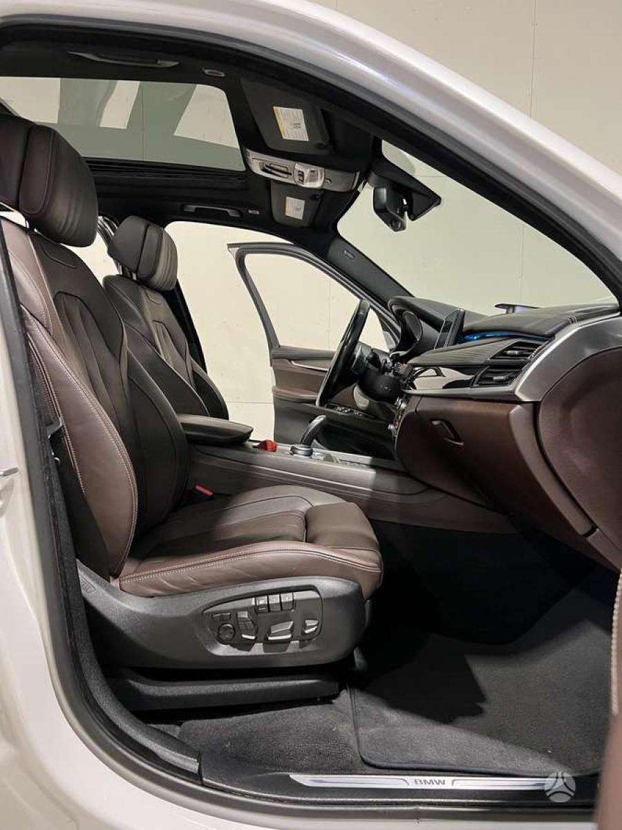 Balts BMW X5 2017 Klaipėda, ar dzinēja tilpumu 2.99 L un nobraukumu 164 tūkst. km par 25999 €, foto 18 vietnē AUTOMOTO.COM.LV