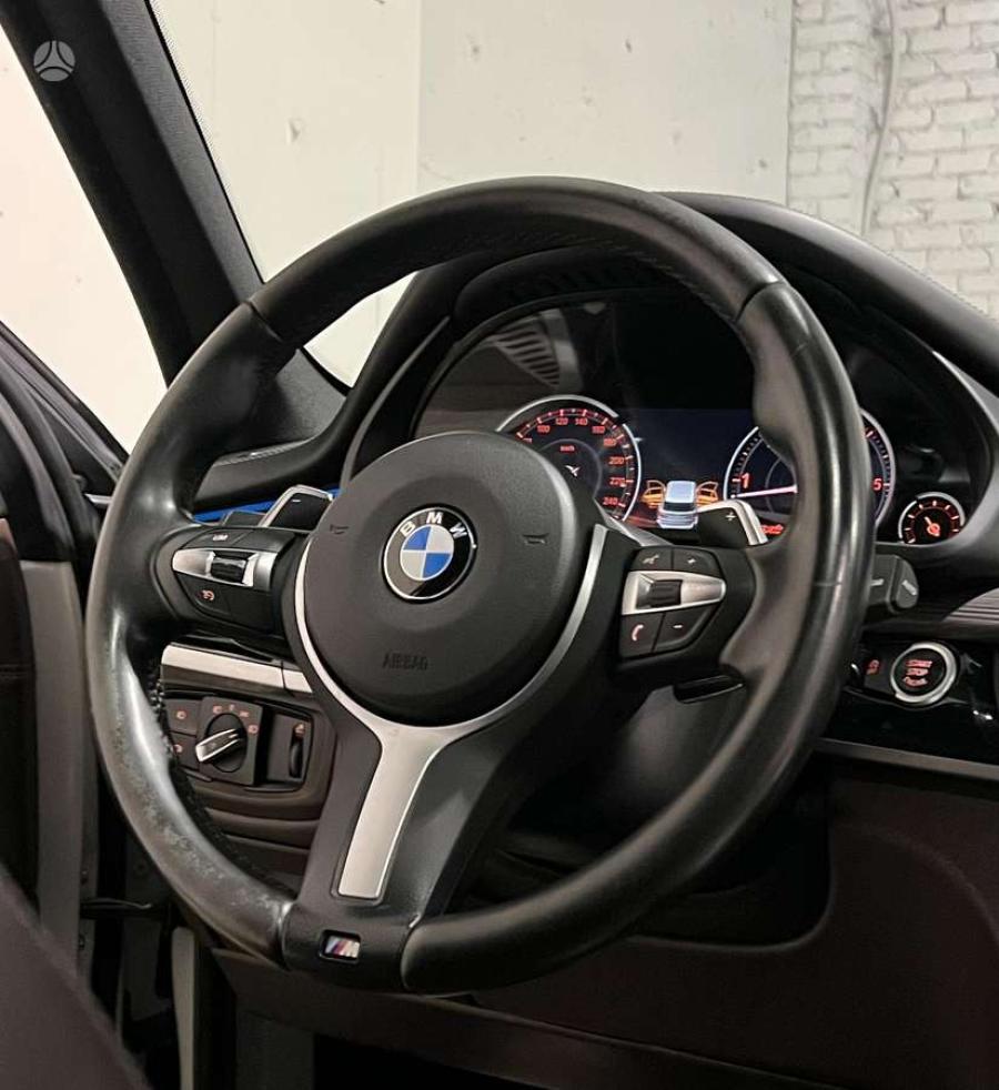 Balts BMW X5 2017 Klaipėda, ar dzinēja tilpumu 2.99 L un nobraukumu 164 tūkst. km par 25999 €, foto 22 vietnē AUTOMOTO.COM.LV