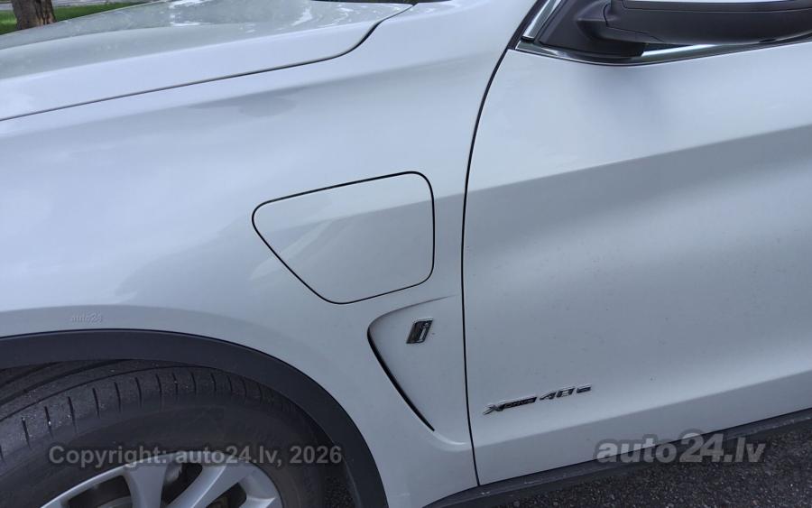 Balts BMW X5 2017 Tallina, ar dzinēja tilpumu 2.00 L un nobraukumu 200 tūkst. km par 17400 €, foto 7 vietnē AUTOMOTO.COM.LV