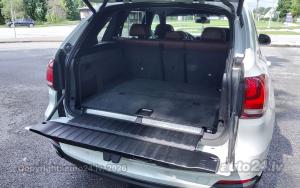 Balts BMW X5 2017 Tallina, ar dzinēja tilpumu 2.00 L un nobraukumu 200 tūkst. km par 17400 €, foto 10 vietnē AUTOMOTO.COM.LV