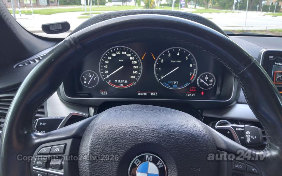 Balts BMW X5 2017 Tallina, ar dzinēja tilpumu 2.00 L un nobraukumu 200 tūkst. km par 17400 €, foto 14 vietnē AUTOMOTO.COM.LV
