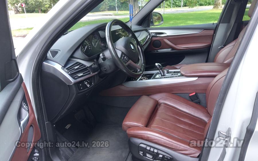 Balts BMW X5 2017 Tallina, ar dzinēja tilpumu 2.00 L un nobraukumu 200 tūkst. km par 17400 €, foto 21 vietnē AUTOMOTO.COM.LV