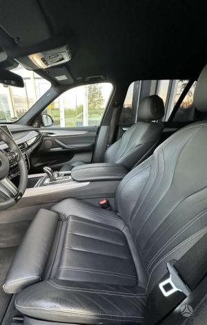 White BMW X5 2017 in Vilnius, with an engine capacity of 2.99 L and mileage of 252 thousand km for 21300 €, photo 19 on AUTOMOTO.COM.LV