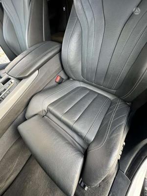 White BMW X5 2017 in Vilnius, with an engine capacity of 2.99 L and mileage of 252 thousand km for 21300 €, photo 35 on AUTOMOTO.COM.LV