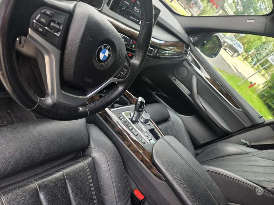 Balts BMW X5 2017 Kauņa, ar dzinēja tilpumu 2.00 L un nobraukumu 189 tūkst. km par 21700 €, foto 9 vietnē AUTOMOTO.COM.LV
