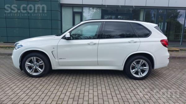 Balts BMW X5 2017 Tukums, ar dzinēja tilpumu 3.00 L un nobraukumu 191 tūkst. km par 22400 €, foto 4 vietnē AUTOMOTO.COM.LV