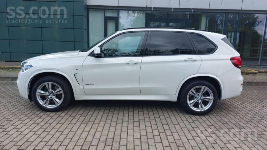 Balts BMW X5 2017 Tukums, ar dzinēja tilpumu 3.00 L un nobraukumu 191 tūkst. km par 22400 €, foto 5 vietnē AUTOMOTO.COM.LV