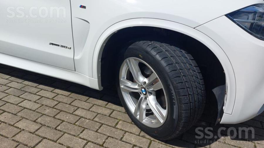 Balts BMW X5 2017 Tukums, ar dzinēja tilpumu 3.00 L un nobraukumu 191 tūkst. km par 22400 €, foto 9 vietnē AUTOMOTO.COM.LV