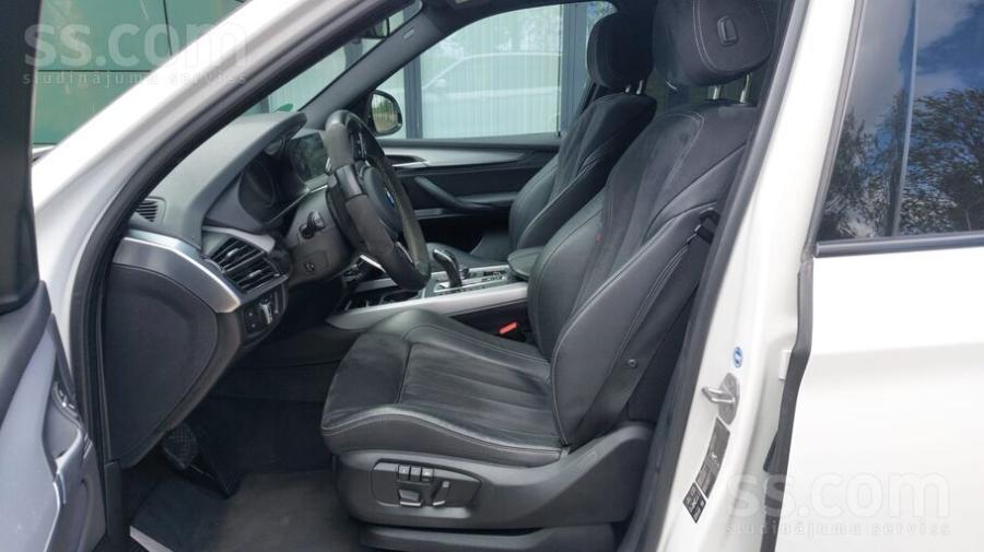 Balts BMW X5 2017 Tukums, ar dzinēja tilpumu 3.00 L un nobraukumu 191 tūkst. km par 22400 €, foto 12 vietnē AUTOMOTO.COM.LV