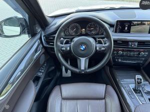 White BMW X5 2017 in Klaipeda, with an engine capacity of 2.99 L and mileage of 201 thousand km for 19900 €, photo 23 on AUTOMOTO.COM.LV