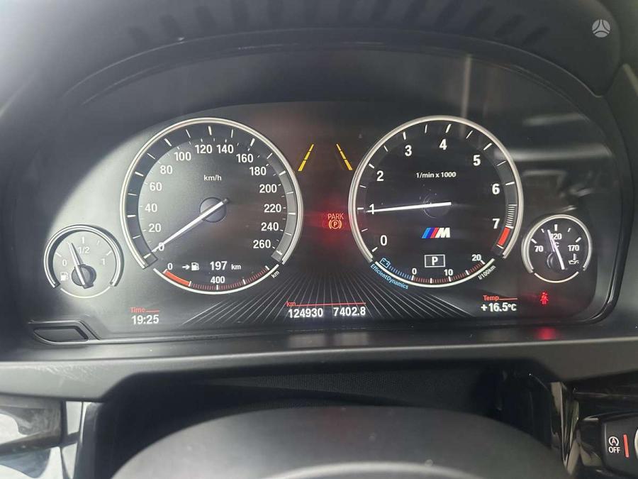 Balts BMW X5 2017 Klaipėda, ar dzinēja tilpumu 2.98 L un nobraukumu 125 tūkst. km par 22000 €, foto 18 vietnē AUTOMOTO.COM.LV