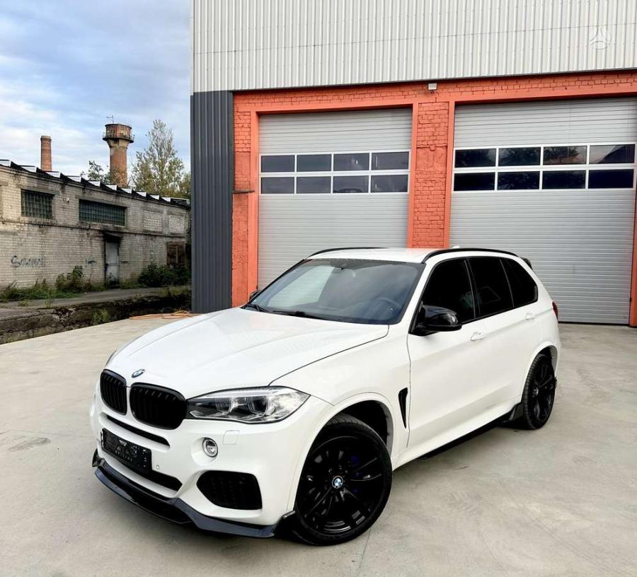 Balts BMW X5 2017 Viļņa, ar dzinēja tilpumu 2.99 L un nobraukumu 258 tūkst. km par 19300 €, foto 3 vietnē AUTOMOTO.COM.LV