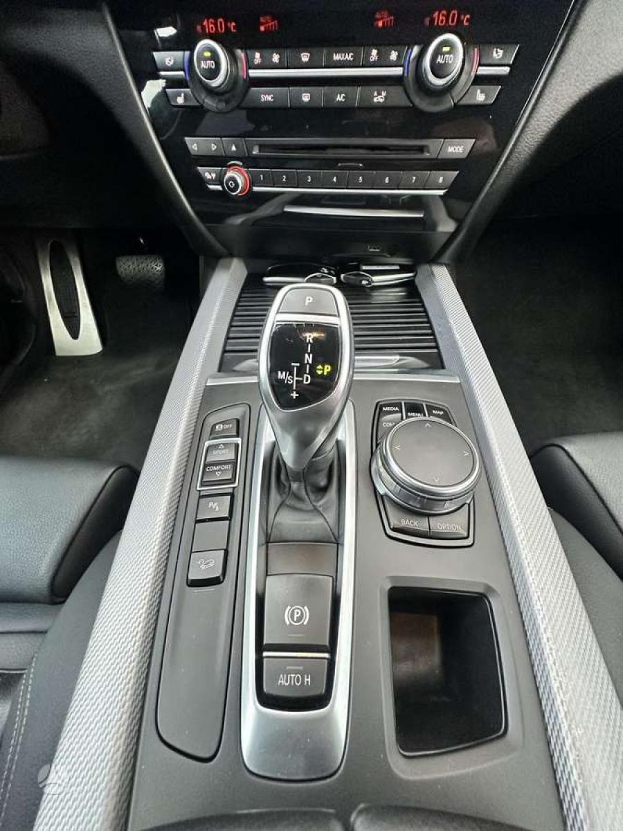 Balts BMW X5 2017 Viļņa, ar dzinēja tilpumu 2.99 L un nobraukumu 258 tūkst. km par 19300 €, foto 22 vietnē AUTOMOTO.COM.LV