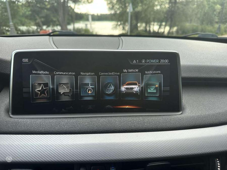 Balts BMW X5 2017 Viļņa, ar dzinēja tilpumu 2.99 L un nobraukumu 258 tūkst. km par 19300 €, foto 29 vietnē AUTOMOTO.COM.LV