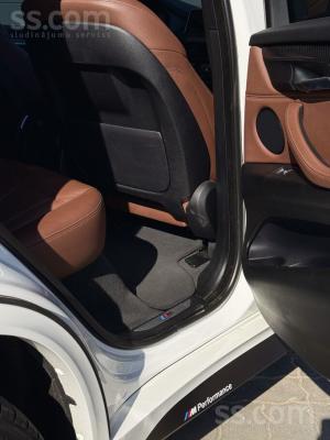 Balts BMW X5 2017 Rīga, ar dzinēja tilpumu 3.00 L un nobraukumu 211 tūkst. km par 22900 €, foto 9 vietnē AUTOMOTO.COM.LV