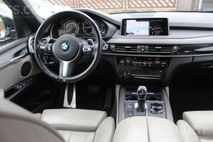 White BMW X5 2017 in Liepaja, with an engine capacity of 3.00 L and mileage of 164 thousand km for 29500 €, photo 13 on AUTOMOTO.COM.LV