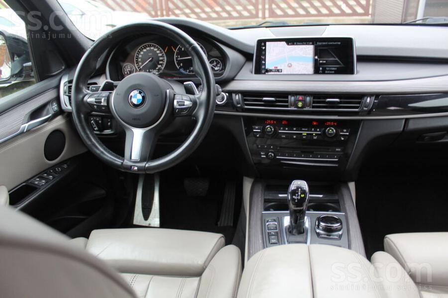 White BMW X5 2017 in Liepaja, with an engine capacity of 3.00 L and mileage of 164 thousand km for 29500 €, photo 13 on AUTOMOTO.COM.LV