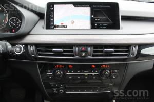 White BMW X5 2017 in Liepaja, with an engine capacity of 3.00 L and mileage of 164 thousand km for 29500 €, photo 17 on AUTOMOTO.COM.LV