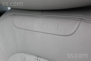 White BMW X5 2017 in Liepaja, with an engine capacity of 3.00 L and mileage of 164 thousand km for 29500 €, photo 26 on AUTOMOTO.COM.LV