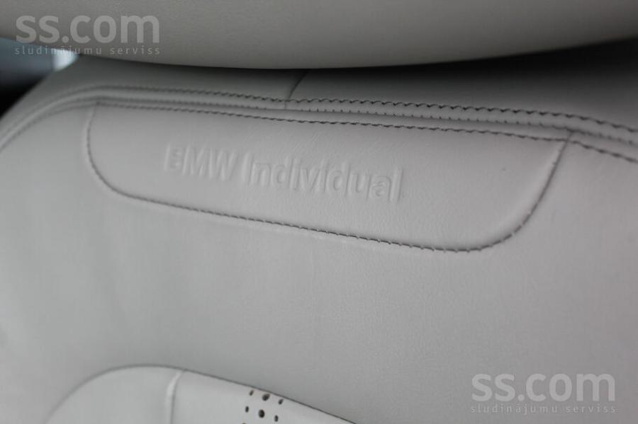 White BMW X5 2017 in Liepaja, with an engine capacity of 3.00 L and mileage of 164 thousand km for 29500 €, photo 26 on AUTOMOTO.COM.LV