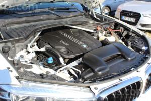 White BMW X5 2017 in Liepaja, with an engine capacity of 3.00 L and mileage of 164 thousand km for 29500 €, photo 29 on AUTOMOTO.COM.LV