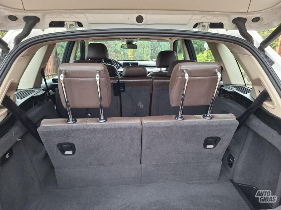 White BMW X5 2017 in Kaunas, with an engine capacity of 2.00 L and mileage of 349 thousand km for 13400 €, photo 12 on AUTOMOTO.COM.LV