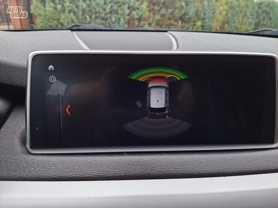 White BMW X5 2017 in Kaunas, with an engine capacity of 2.00 L and mileage of 349 thousand km for 13400 €, photo 16 on AUTOMOTO.COM.LV