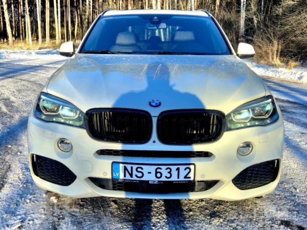 White BMW X5 2018 in Riga, with an engine capacity of 3.00 L and mileage of 169 thousand km for 28000 €, photo 3 on AUTOMOTO.COM.LV