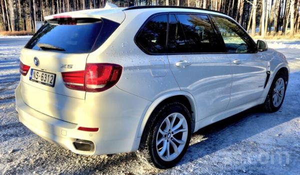 White BMW X5 2018 in Riga, with an engine capacity of 3.00 L and mileage of 169 thousand km for 28000 €, photo 4 on AUTOMOTO.COM.LV