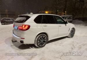 Balts BMW X5 2018 Tallina, ar dzinēja tilpumu 3.00 L un nobraukumu 90 tūkst. km par 34900 €, foto 3 vietnē AUTOMOTO.COM.LV