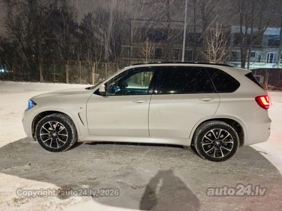 Balts BMW X5 2018 Tallina, ar dzinēja tilpumu 3.00 L un nobraukumu 90 tūkst. km par 34900 €, foto 6 vietnē AUTOMOTO.COM.LV