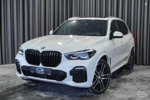 White BMW X5 2018 in Marijampole, with an engine capacity of 3.00 L and mileage of 275 thousand km for 38850 €, photo 4 on AUTOMOTO.COM.LV