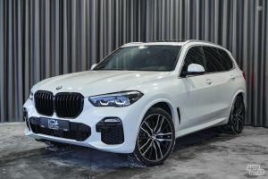 White BMW X5 2018 in Marijampole, with an engine capacity of 3.00 L and mileage of 275 thousand km for 38850 €, photo 5 on AUTOMOTO.COM.LV