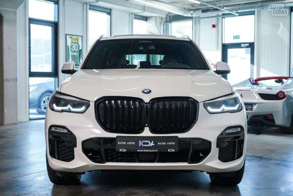 Balts BMW X5 2018 Marijampole, ar dzinēja tilpumu 3.00 L un nobraukumu 275 tūkst. km par 36950 €, foto 3 vietnē AUTOMOTO.COM.LV